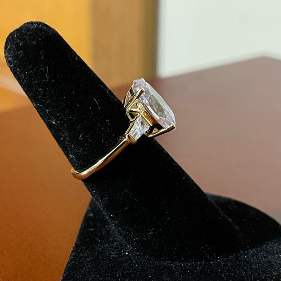 Bella Luce | Jewelry | Bella Luce Gold Ring | Poshmark